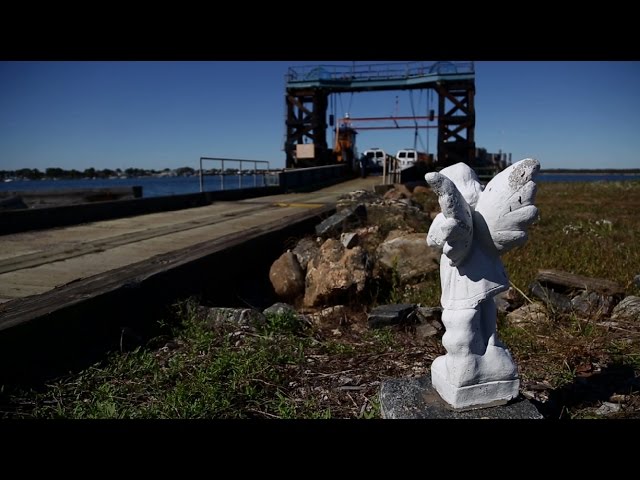 [WATCH] A Rare Peek at Hart Island, New York City's Public Cemetery for Unclaimed Bodies ...