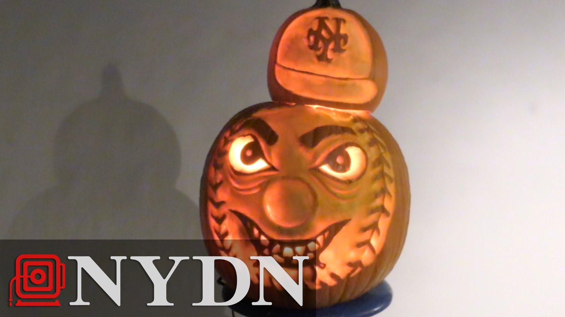 Watch an Incredibly Detailed Mr. Met Mascot Get Carved Into a Halloween ...