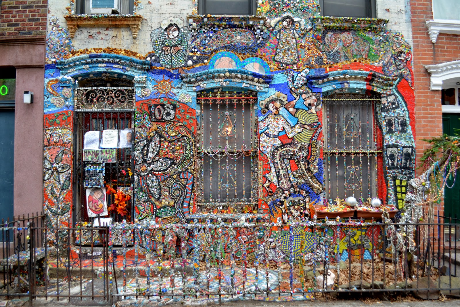 This Hidden City Uncovers the Boerum Hill Mosaic House | Viewing NYC