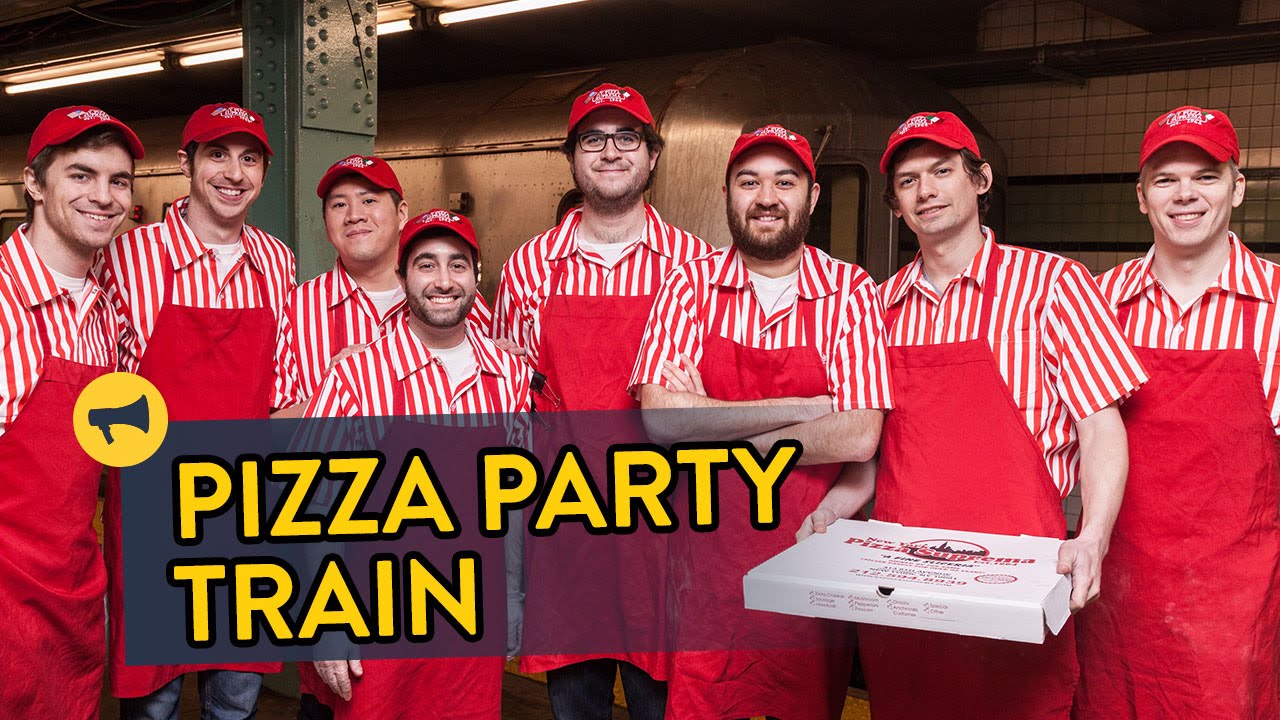 Improv Everywhere Holds a Surprise Pizza Party in a Random Subway Car ...