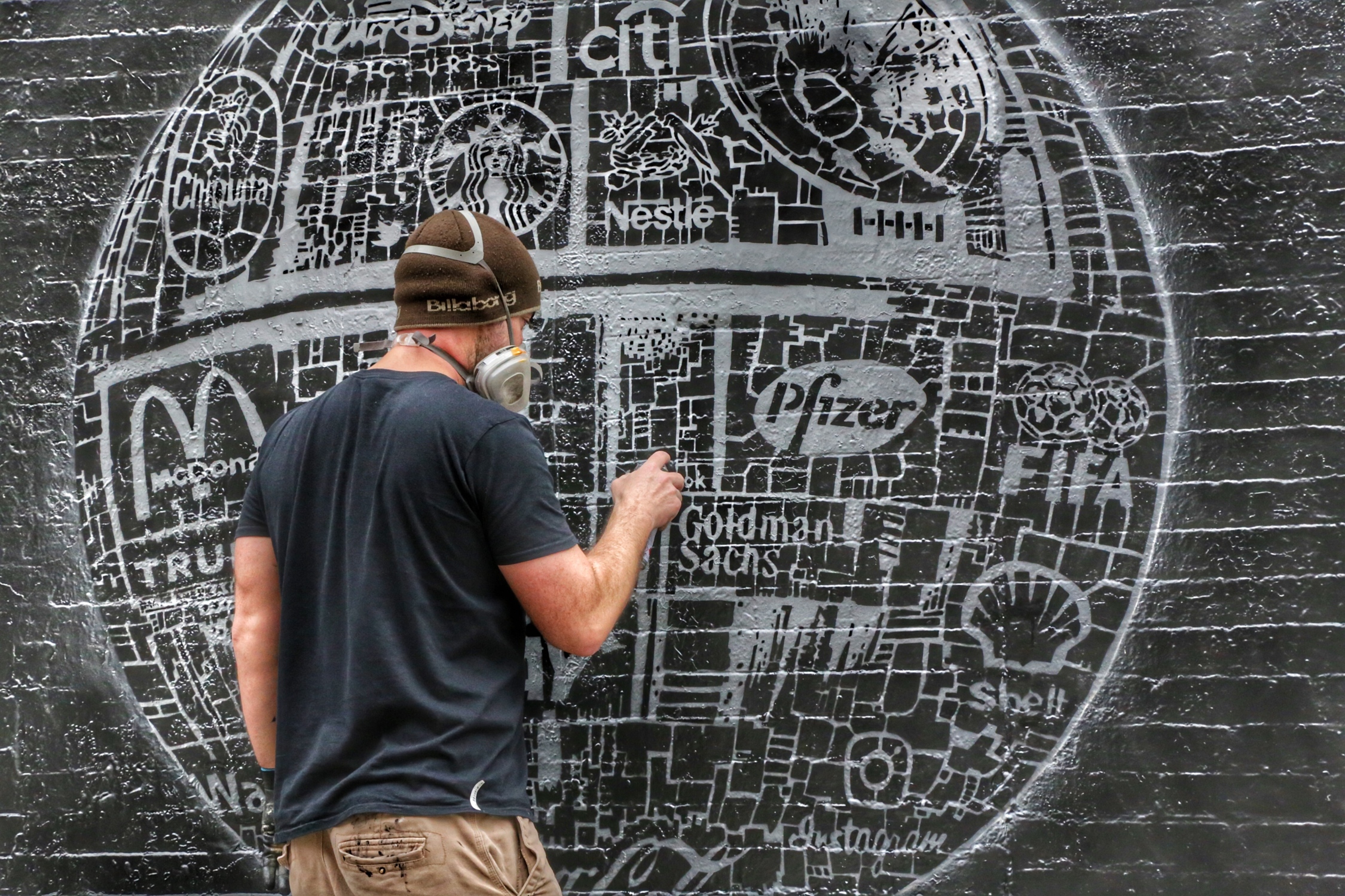 Check Out the 'Corporate Death Star' Mural in East Village by Street ...