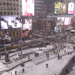 [VIDEO] Watch the Winter Storm Blanket Times Square in Snow | Viewing NYC