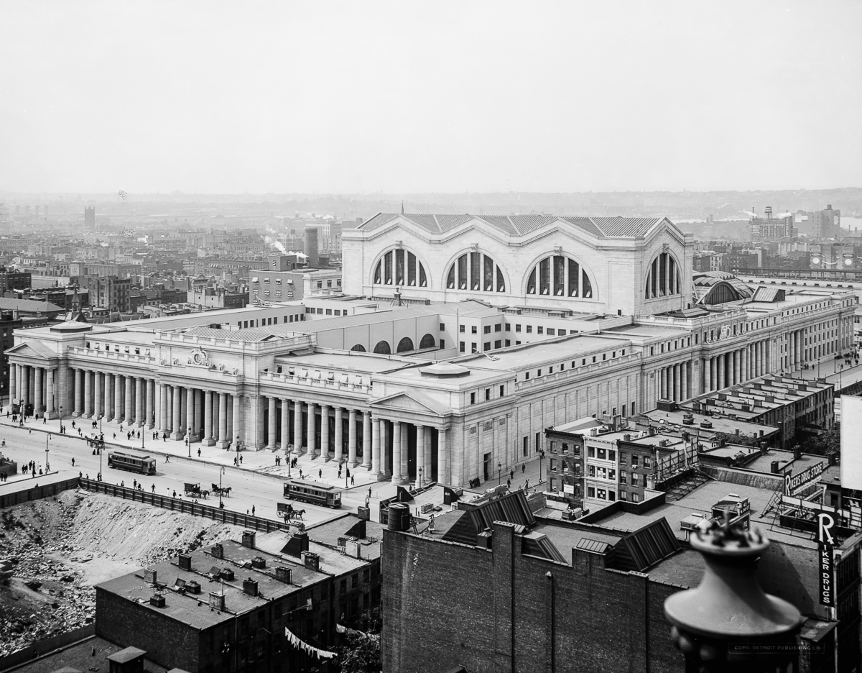 Vintage Photographs of the Old Penn Station Will Make Your Mourn Its ...