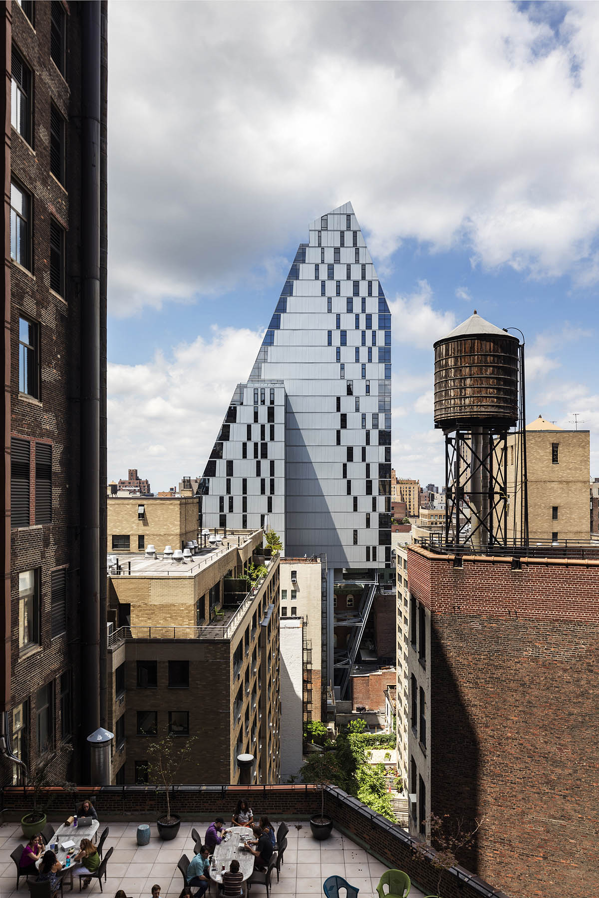 [PHOTOS] A Closer Look at 35XV, a Beautiful New Mixed-Use Skyscraper in ...