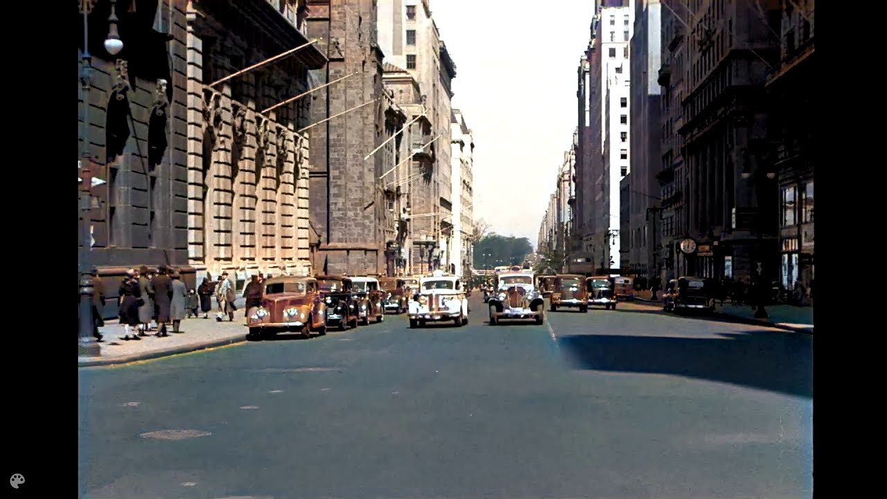 [VIDEO] Vintage Colorized Film Shows Catching Passenger a Cab on 5th ...