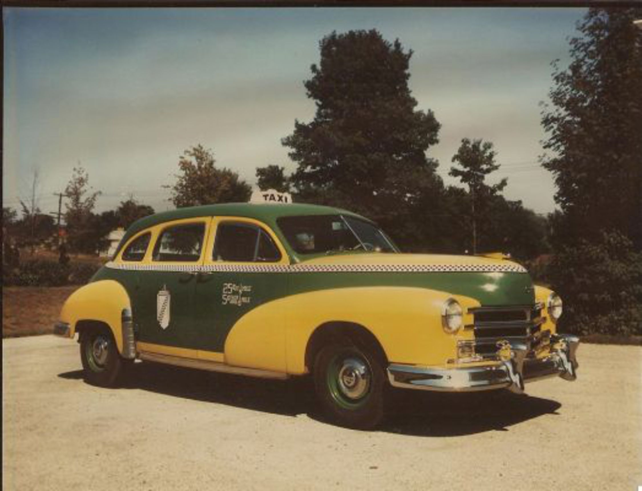 A Visual History of New York's Taxi Cabs Through the Years | Viewing NYC