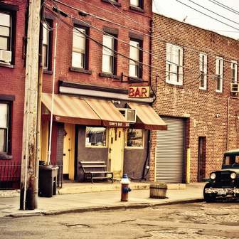 Bessie's Best: Excellent Fried Chicken in Upscale Hipster Dive at The ...