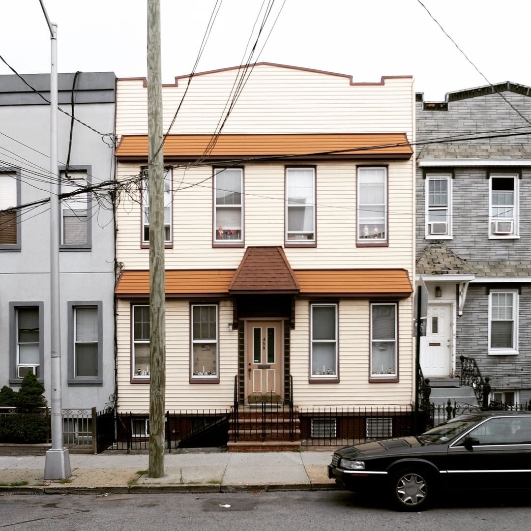 This Instagram Photo Series Highlights the Colorful Homes of Queens ...
