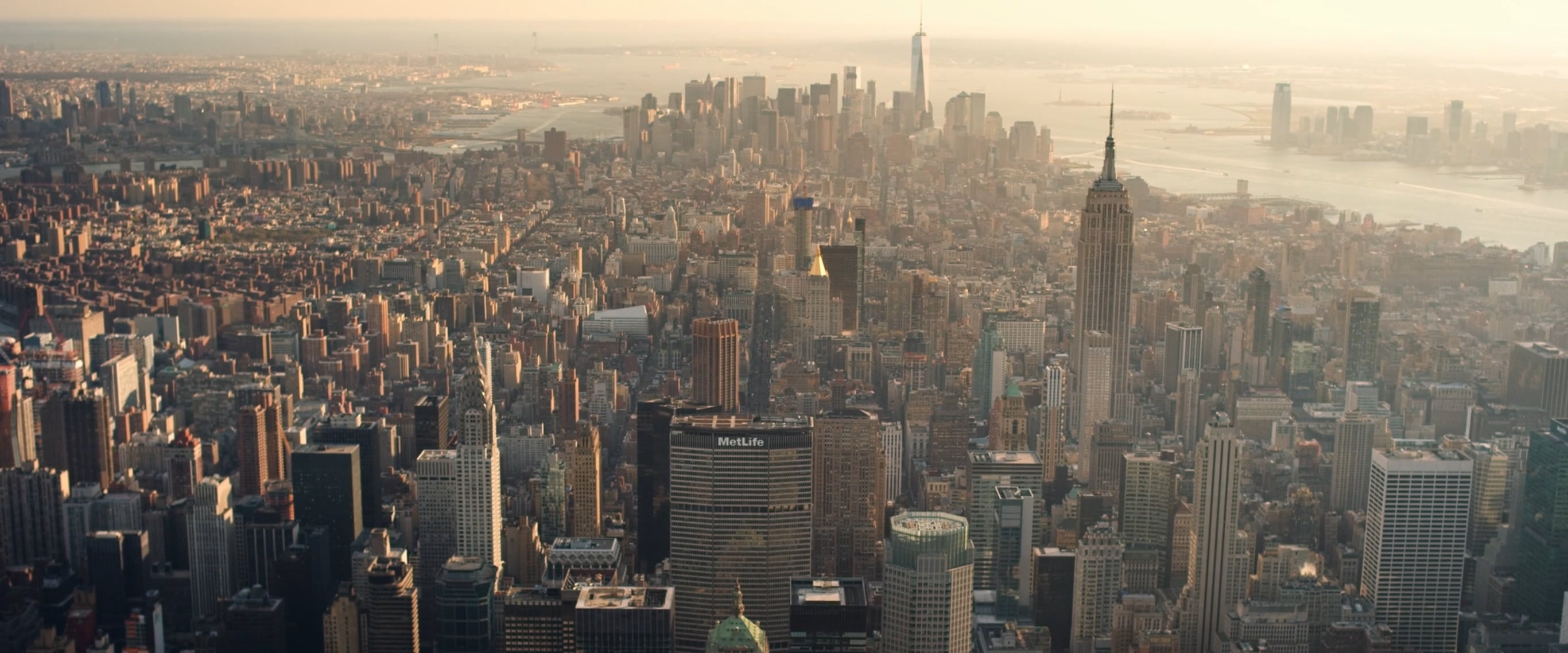 Incredible Aerial Footage Captures the Manhattan Cityscape at Twilight ...