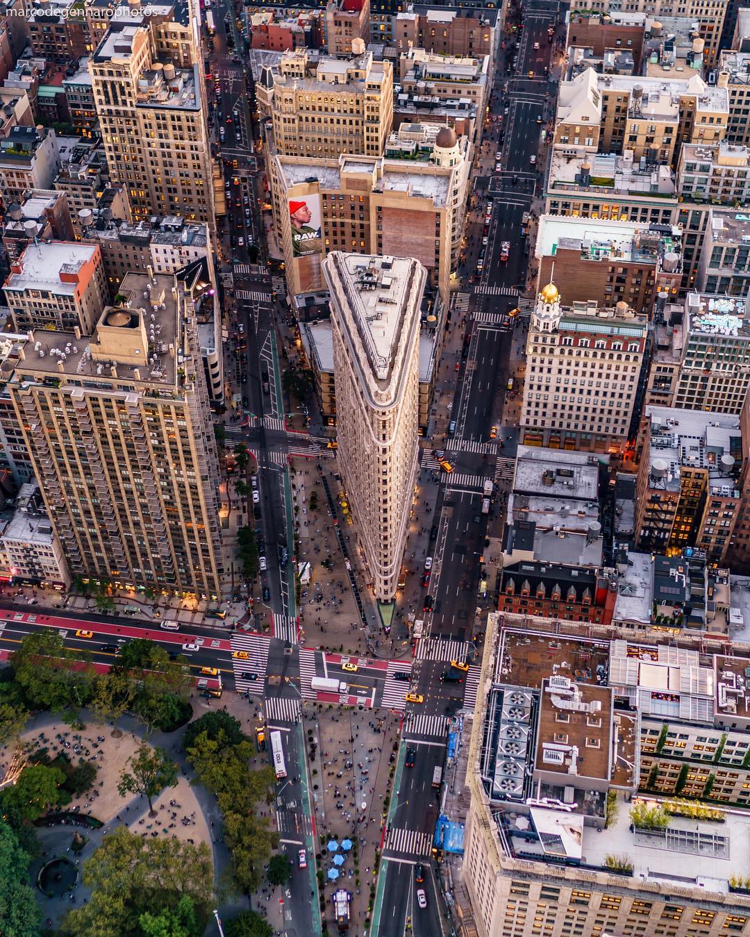 Monday, October 10th, 2016: Good Morning! | Viewing NYC