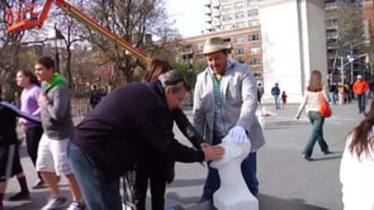 Check Out Felix Semper's Amazing Paper Stack Sculptures in Washington ...