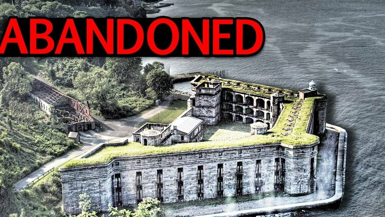[WATCH] New York City's Secret Fort | Fort Wadsworth | Viewing NYC