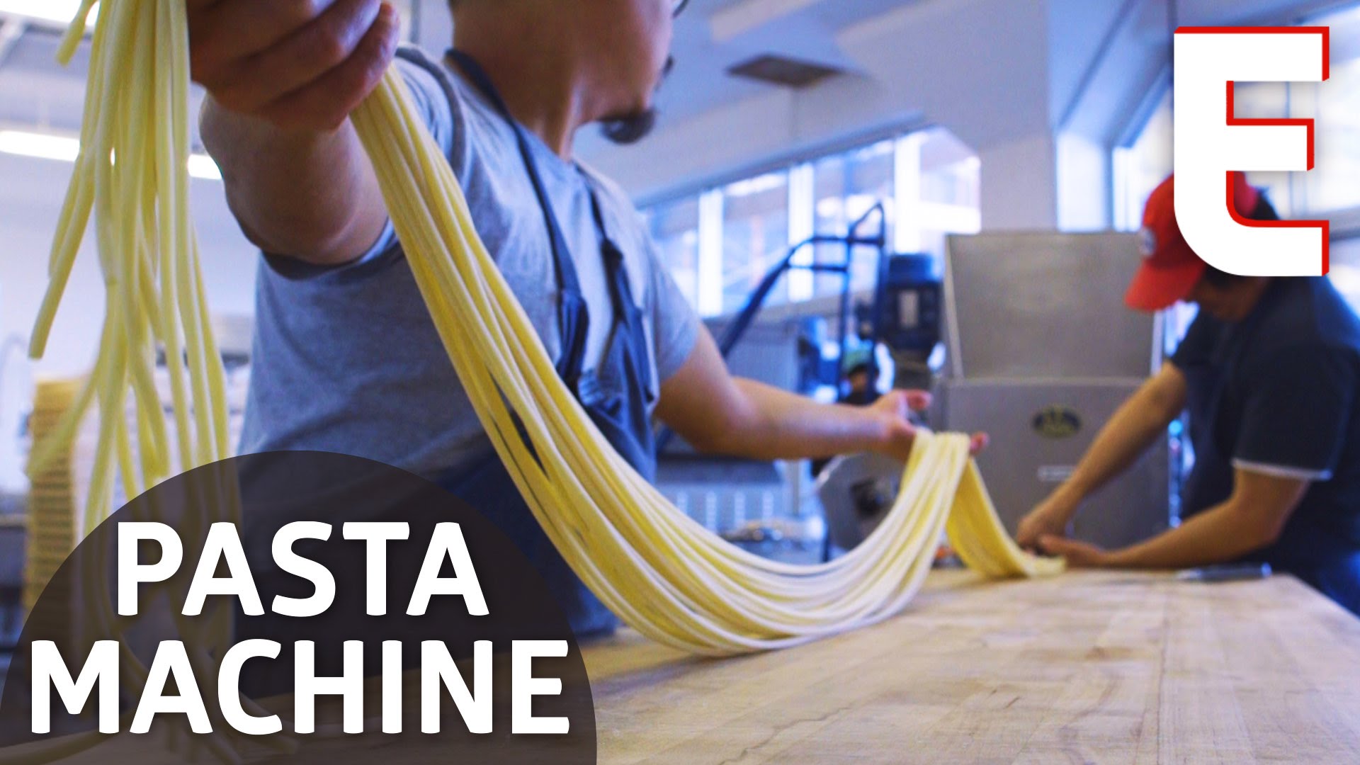 [WATCH] Check Out This Fancy Pasta Making Machine at Sfoglini Pasta ...