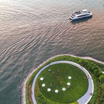 [PHOTOS] A Giant Wheat Field Was Planted Over What is Now Battery Park ...