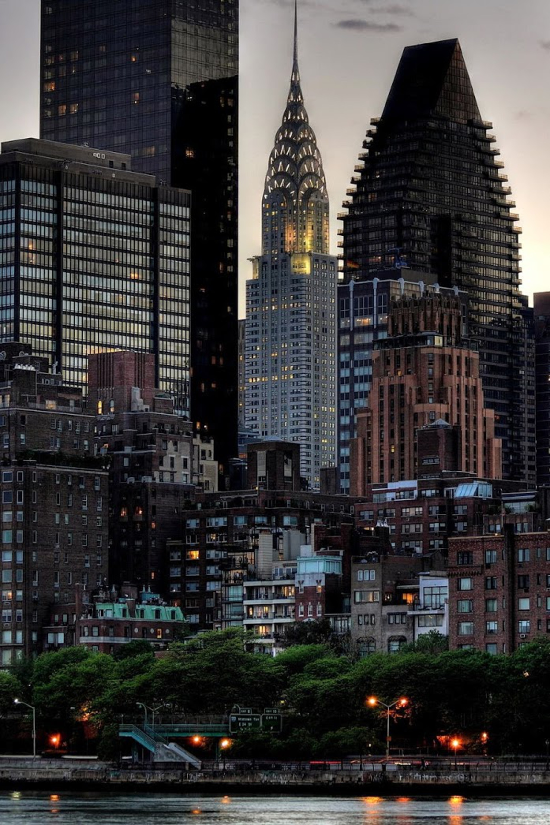 Fantastically Beautiful Photograph of the Chrysler Building From a ...