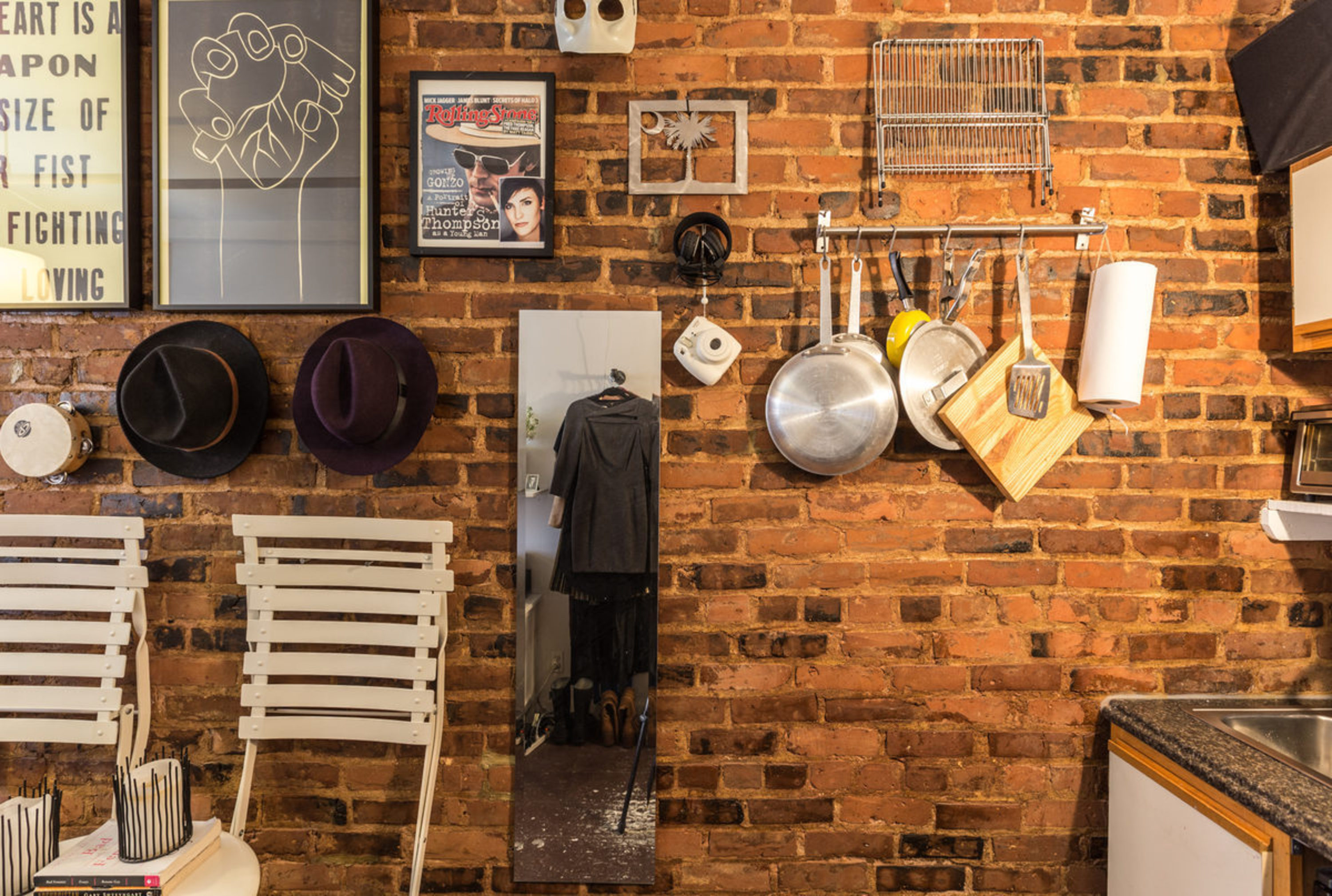 Inside a Comfortable 90 Square Foot Apartment in the West Village ...