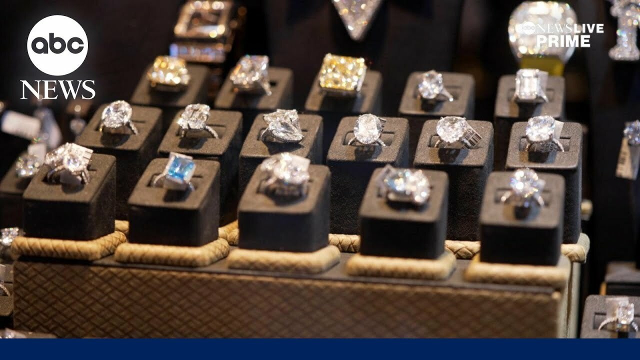 [VIDEO] Women Take Over NYC’s Diamond District | Viewing NYC