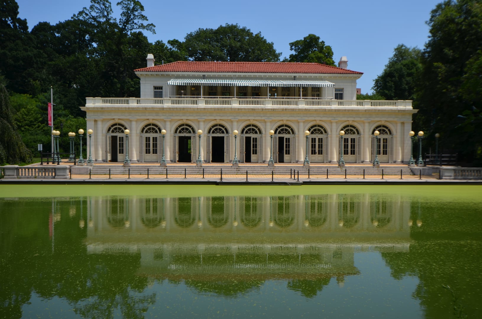 [VIDEO] Tourist in Your Own Town Explores Prospect Park | Viewing NYC